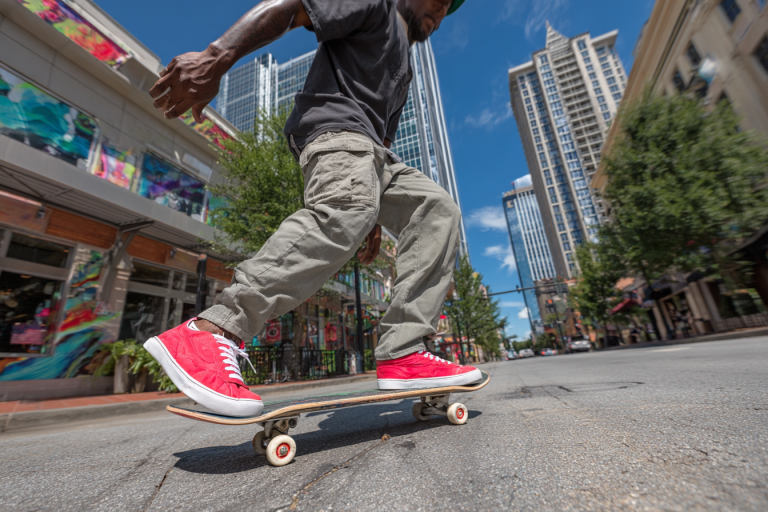 Skateboarding Tricks for Beginners: Your First Moves on the Board